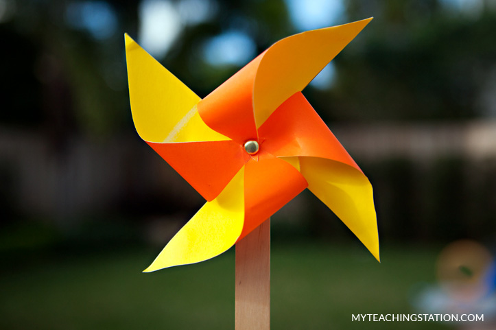 How to Make a Simple Pinless Pinwheel With Your Kindergarten ...